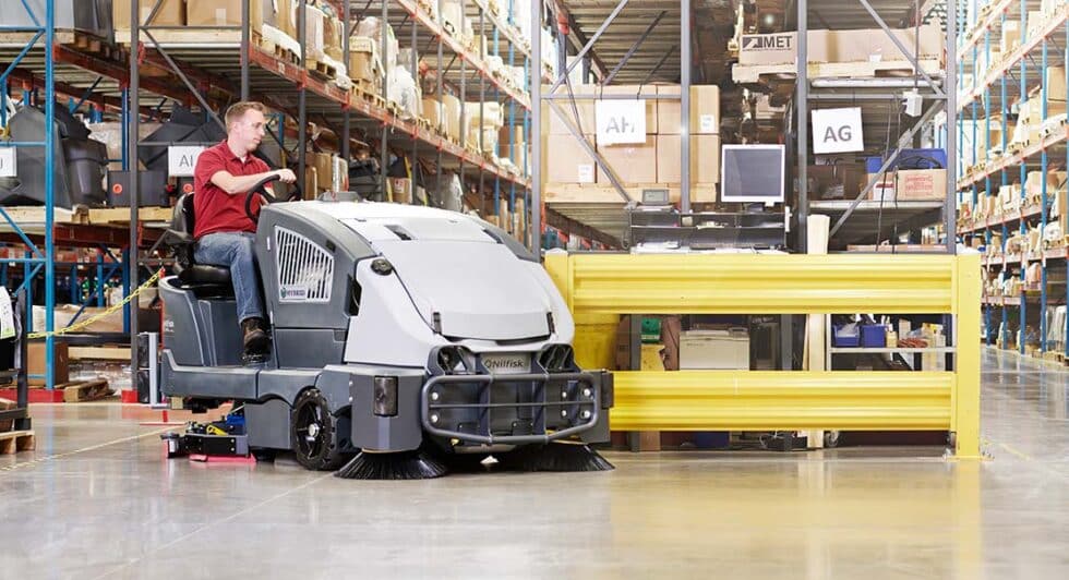 Advanced Machine Sweepers & Scrubbers Dealer